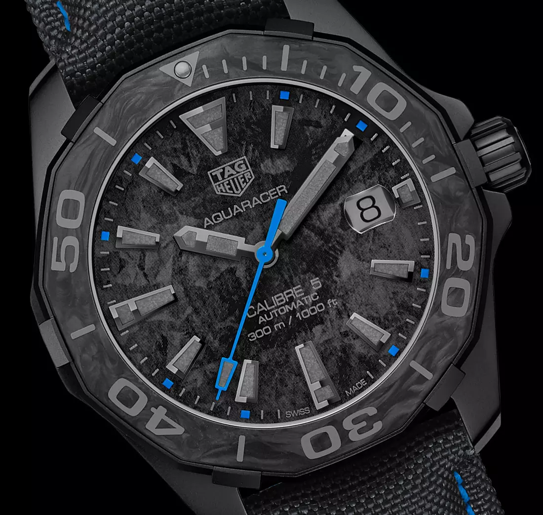 TAG Heuer Aquaracer Carbon საათები 41421_5
