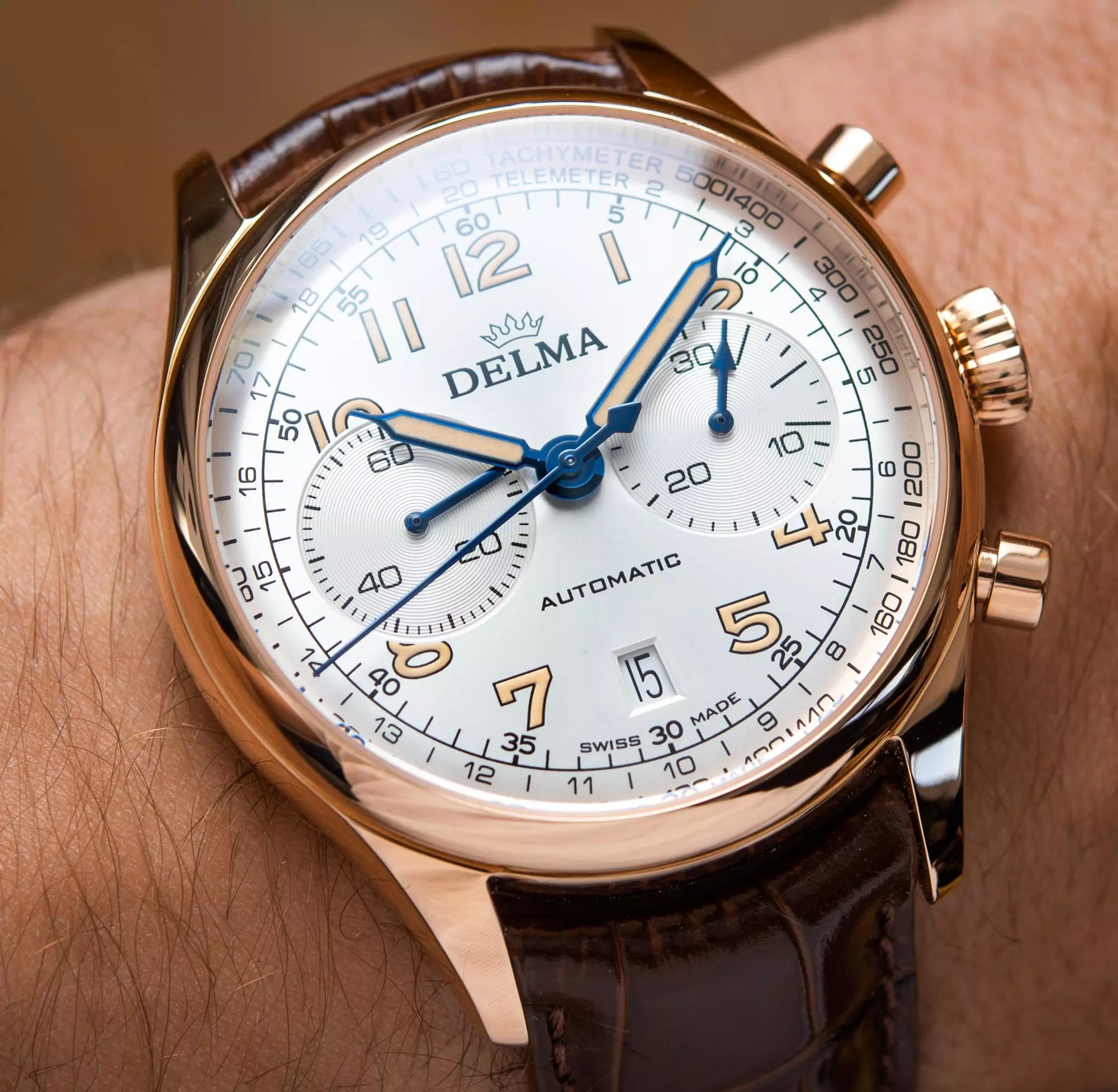 Караңыз: Delma Heritage Chronograph 4157_12