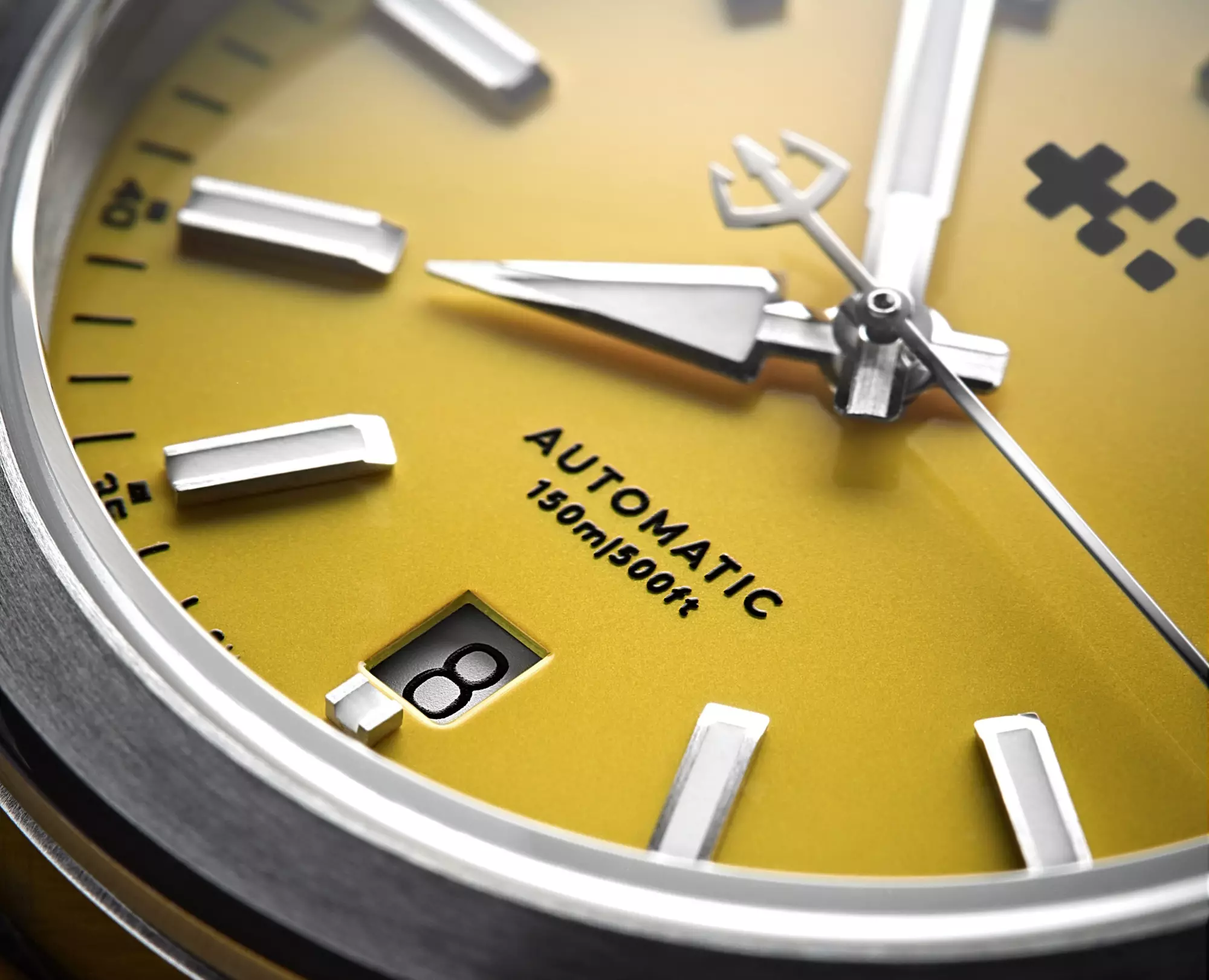 Кристофър Уорд разкрива лимитирана серия 36 мм автоматични часовници Sealander C63 41_5