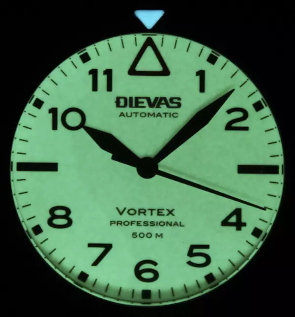 Dievas Vortex Professional Watch Review 4217_7