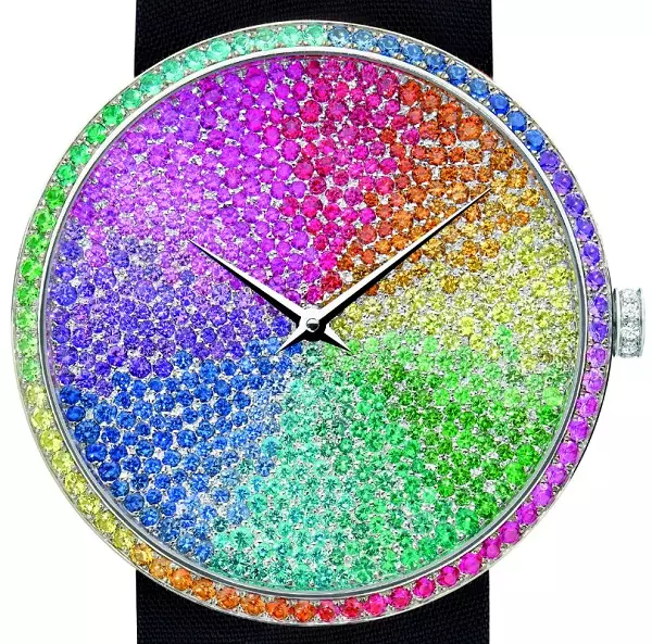 La D de Dior 시계는 놀라운 색상을 가지고 있습니다. 4227_2