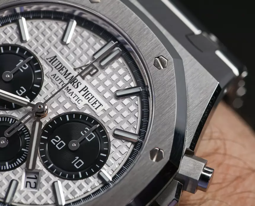 Ura Audemars Piguet Royal Oak Chronograph iz jekla Hands On 42730_6