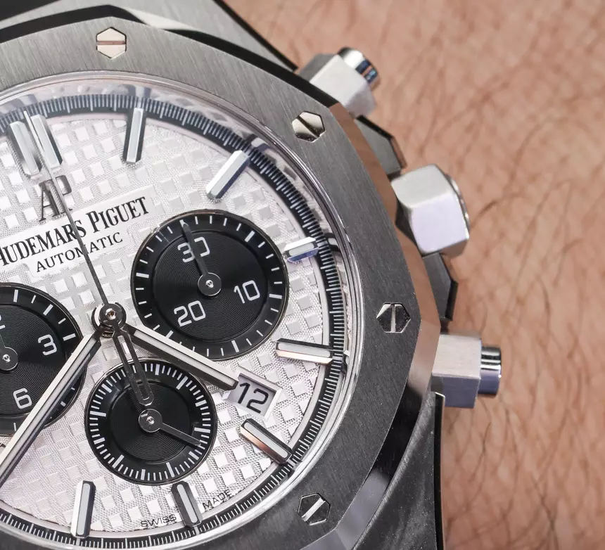 Ura Audemars Piguet Royal Oak Chronograph iz jekla Hands On 42730_7