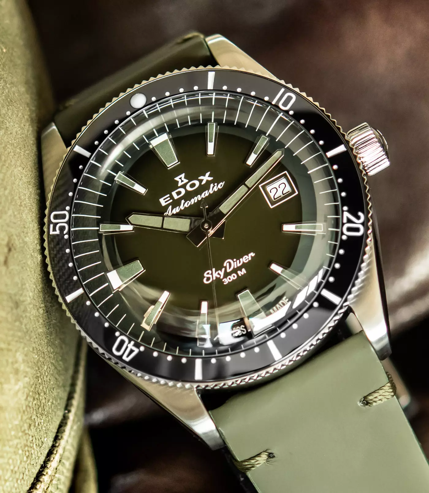 Edox SkyDiver Limited-Edition Watches ஐ வெளியிட்டது 4278_1