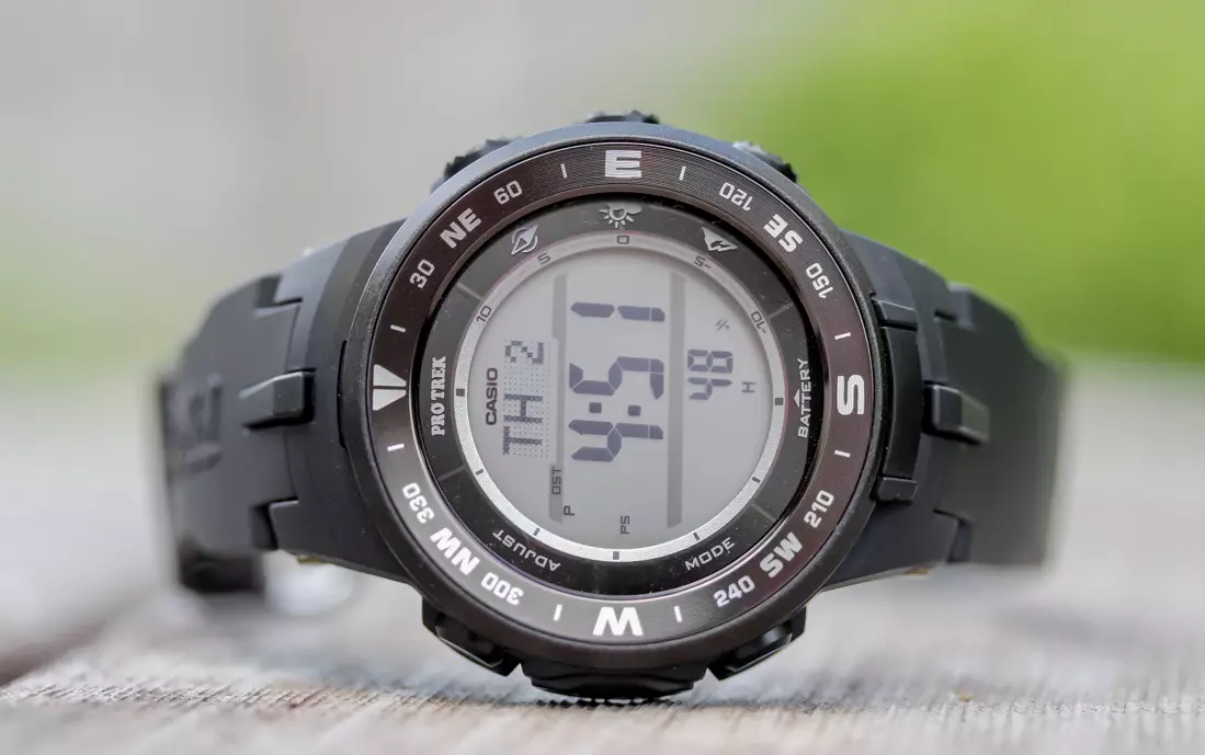 Revizio de la Subĉiela Smarthorloĝo de Casio ProTrek PRG330 | Paĝo 2 el 2 43105_6