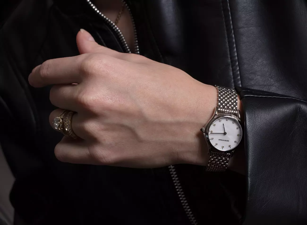 Женские часы Emporio Armani Swiss Made ARS7501 — практический обзор 4328_4