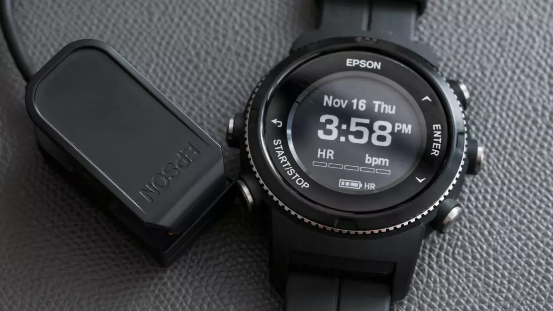 Преглед на паметен часовник за фитнес Epson ProSense 367 GPS 4335_7