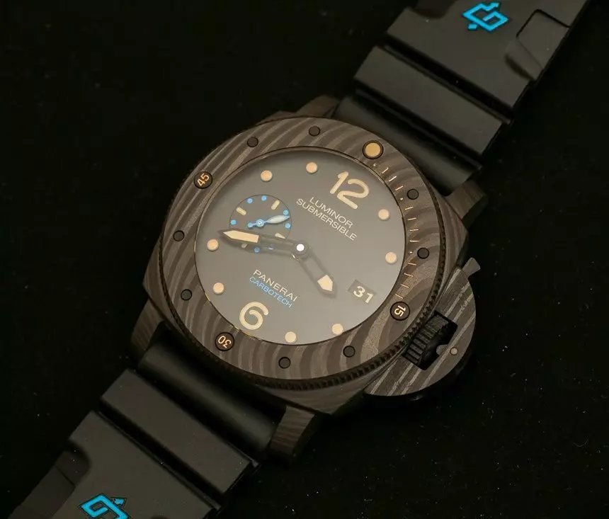 Panerai-Luminor-Submersible-1950-Carbotech-3-Days-Automatic-PAM616-aBlogtoWatch-6