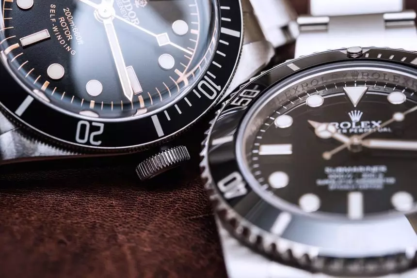 Rolex-Submariner-No-Date-114060-Tudor-Heritage-Black-Bay-Black-79220-Compare-Ongororo-aBlogtoWatch-9