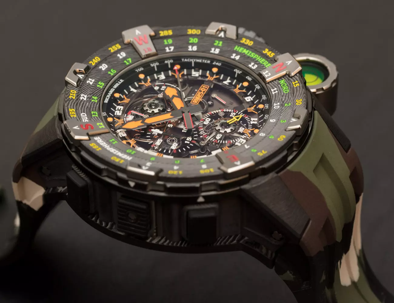 Richard Mille RM 25-01 Tourbillon Adventure Sylvester Stallone, 올해의 가장 거친 시계 중 하나 | 2/2페이지 44403_8