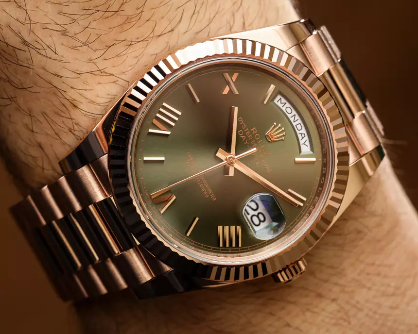 Rolex-Hnub-Date-40-everose-green-watch-7