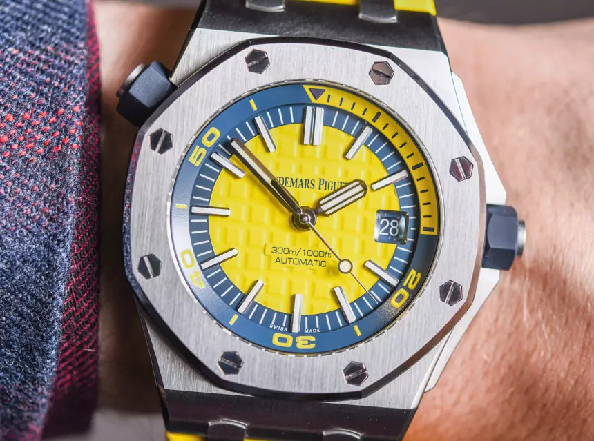 Годинники Audemars Piguet Royal Oak Offshore Diver 'Funky Color Edition' на 2017 рік. 44991_10