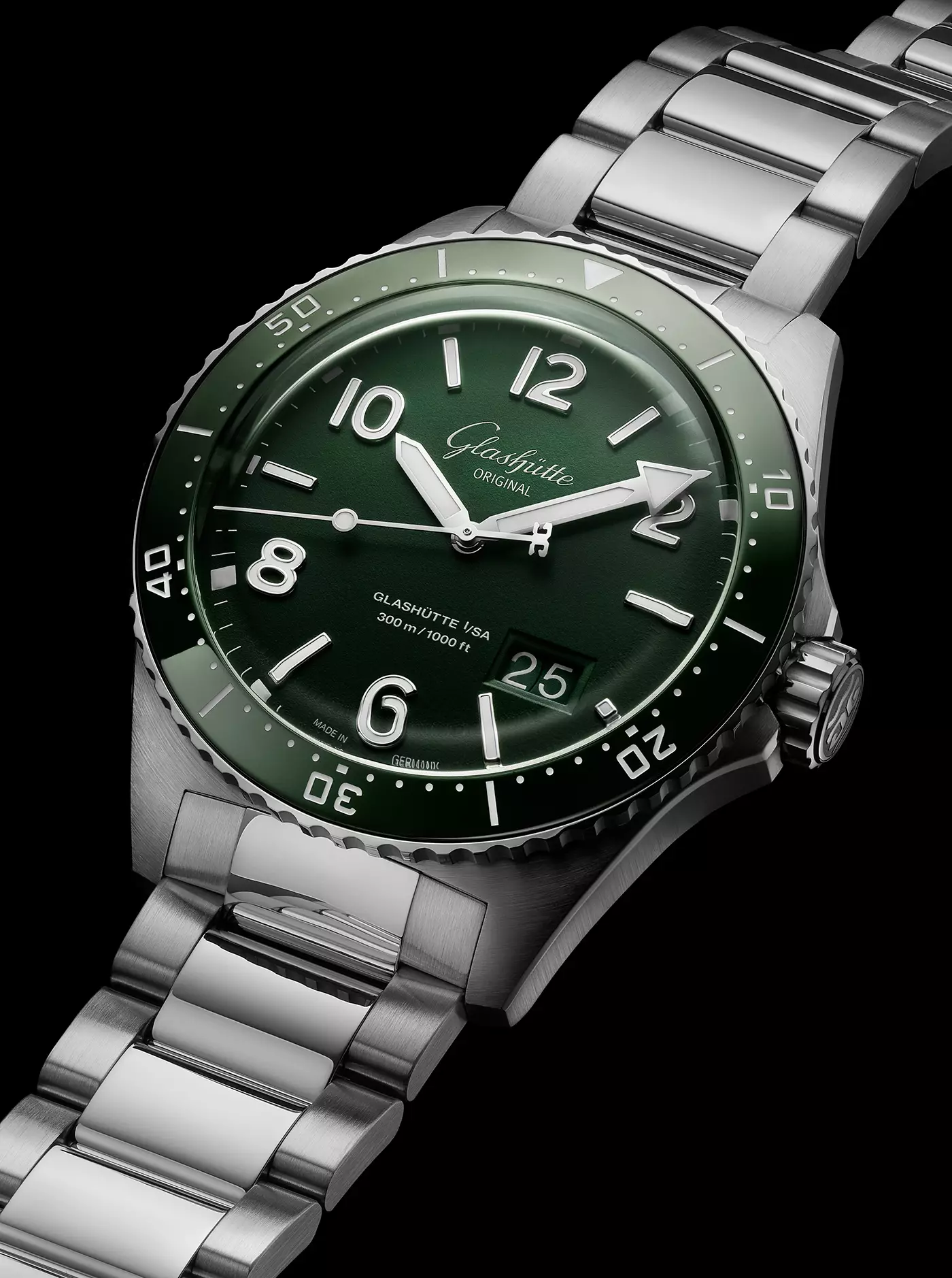 Glashütte Original dezvăluie ceasul SeaQ Panorama Data în verde 4545_2