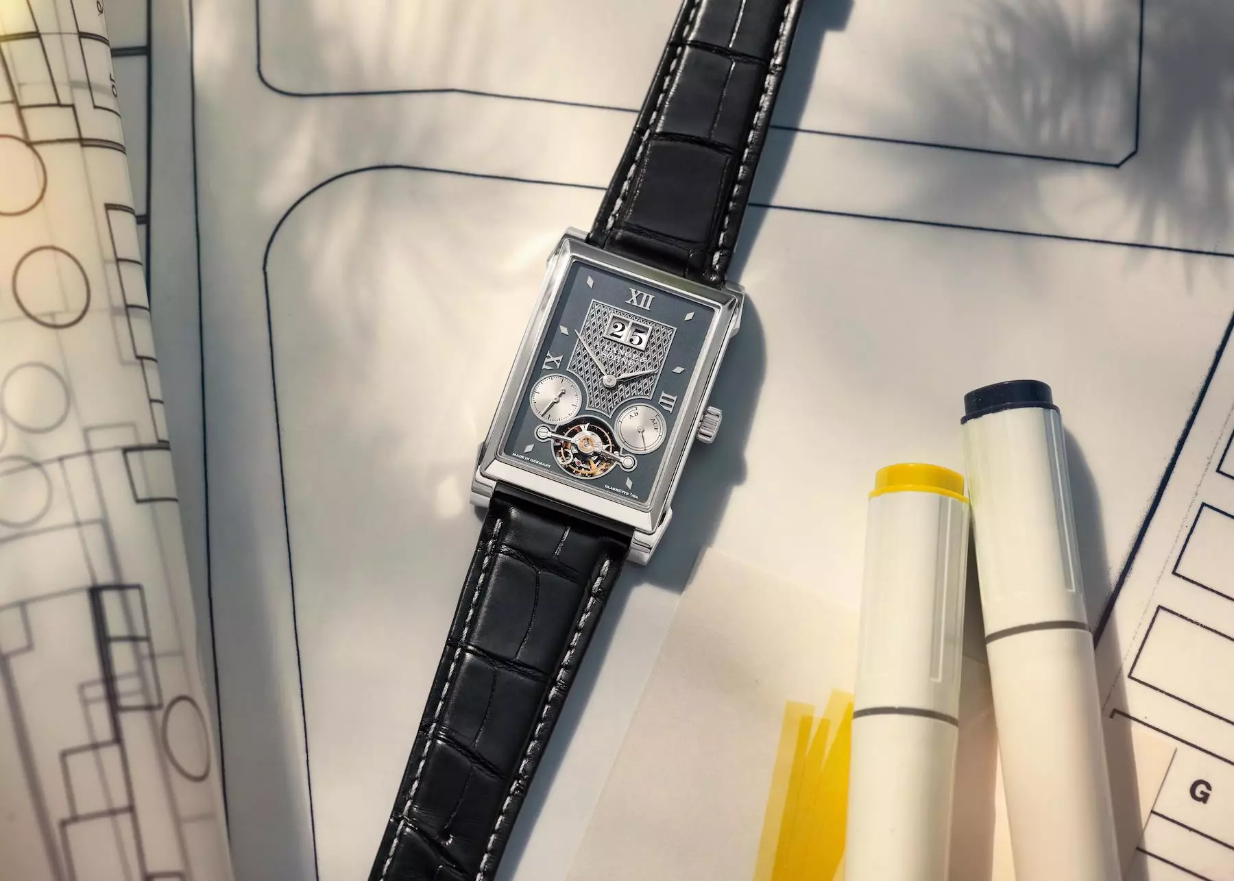 A. Lange & Söhne's Rectangular Revival s novými hodinkami Cabaret Tourbillon Handwerkskunst 45865_5