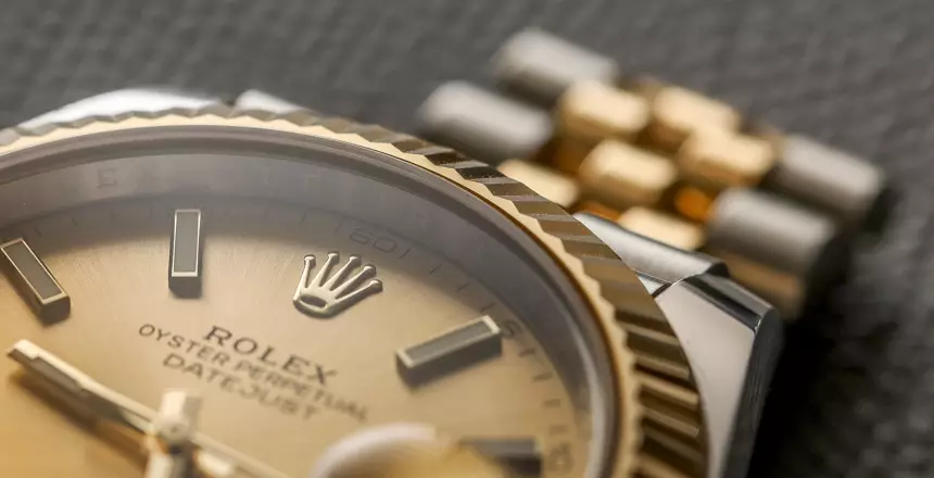 Rolex-Datejust-41-126333-Rolesor-Jublee-fluted-bezel-aBlogtoWatch-17