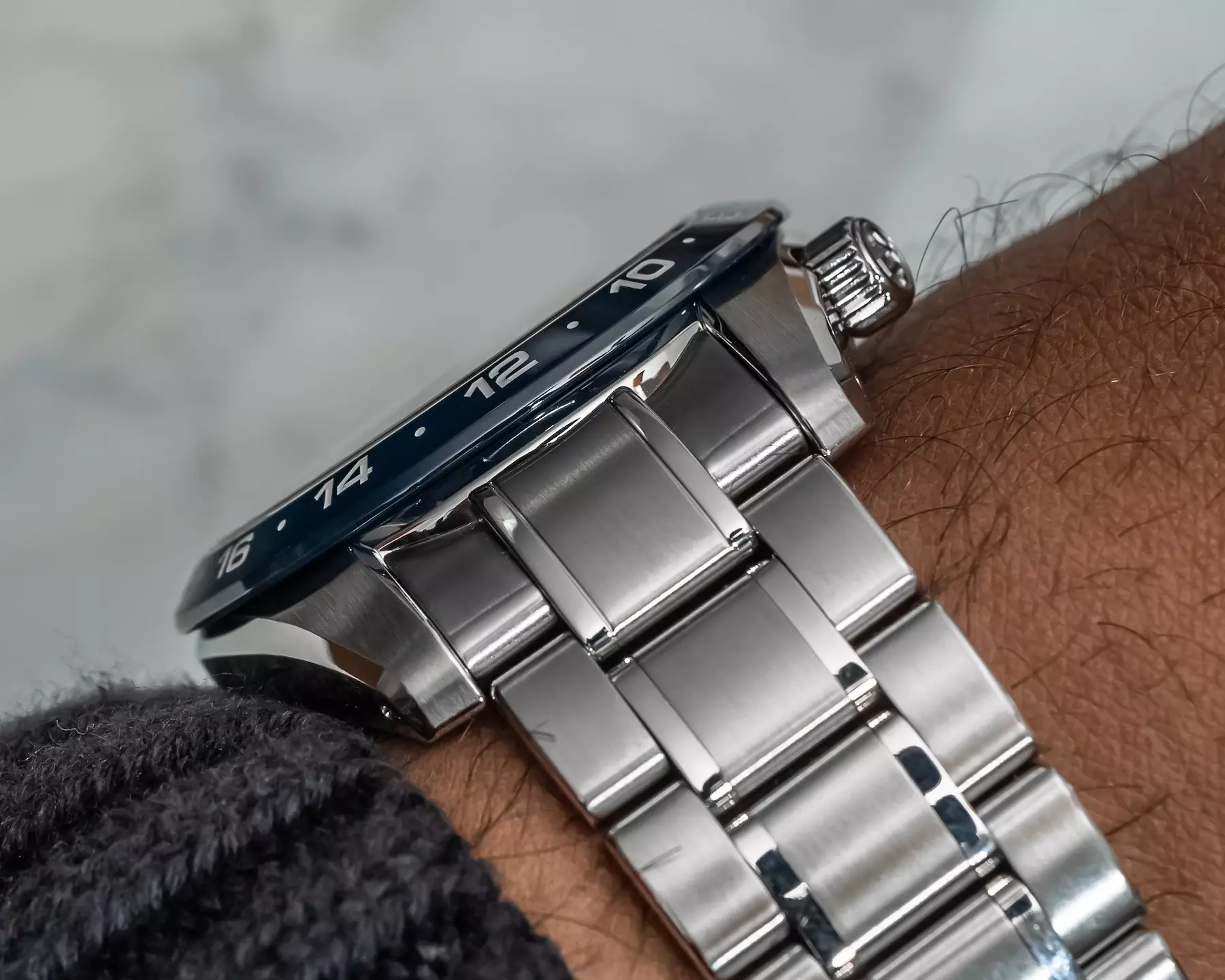 Hands-On: Grand Seiko SBGE255 Spring Drive GMT in nieuwe kleinere 40,5 mm behuizing met keramische rand 4603_6