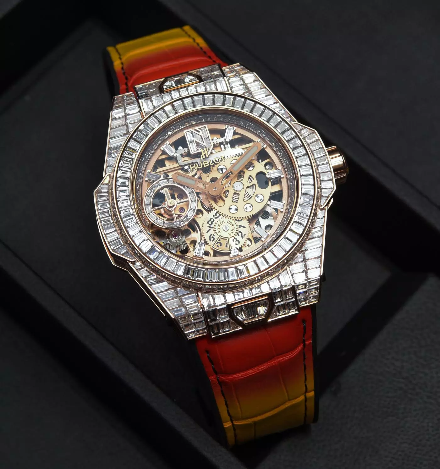 Часовникот за високиот накит Hublot Big Bang MECA-10 „Nicky Jam“ е вистински гребење на главата 46910_10