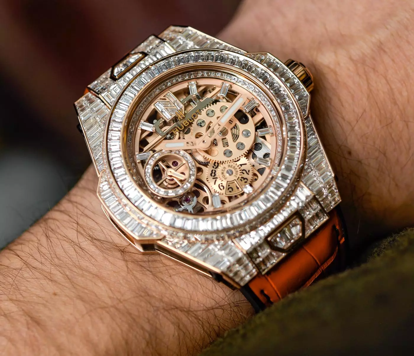 Високий ювелірний годинник Hublot Big Bang MECA-10 «Nicky Jam» справді дряпає голову 46910_14