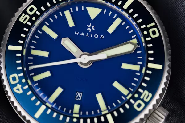 Преглед на часовникот Halios 1000M 