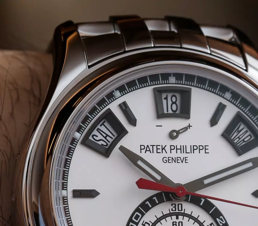 Patek-Philippe-5960-bliantúil-féilire-cronograph-14