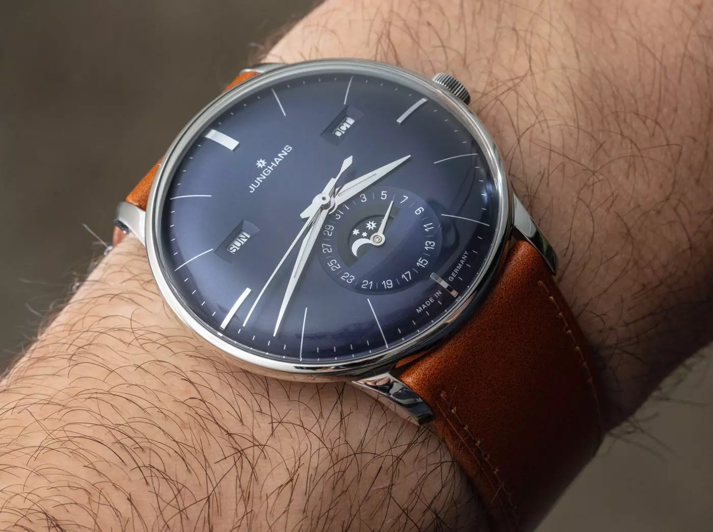 Junghans Meister Calendar Watch Review 5039_2