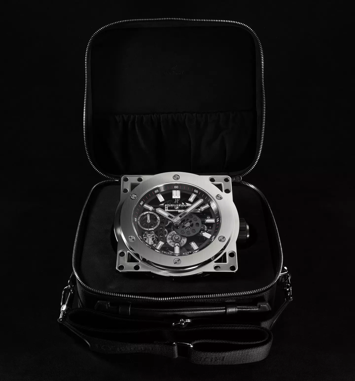 Hublot MECA-10 laikrodis yra didžiausias rankinio laikrodžio modelis 5242_6