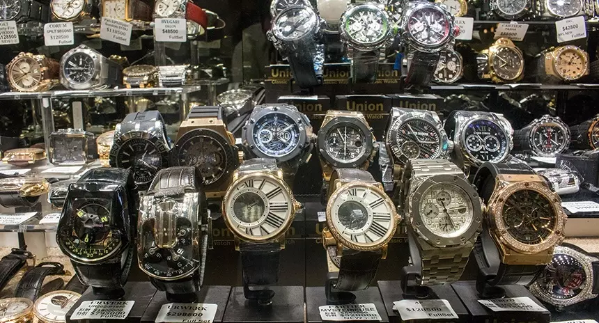 Hong-Kong-Watch-Shopping-aBlogtoWatch-30