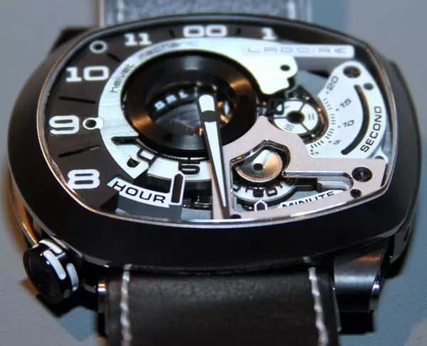 Ladoire Black Widow Watches Hands-On 5296_6