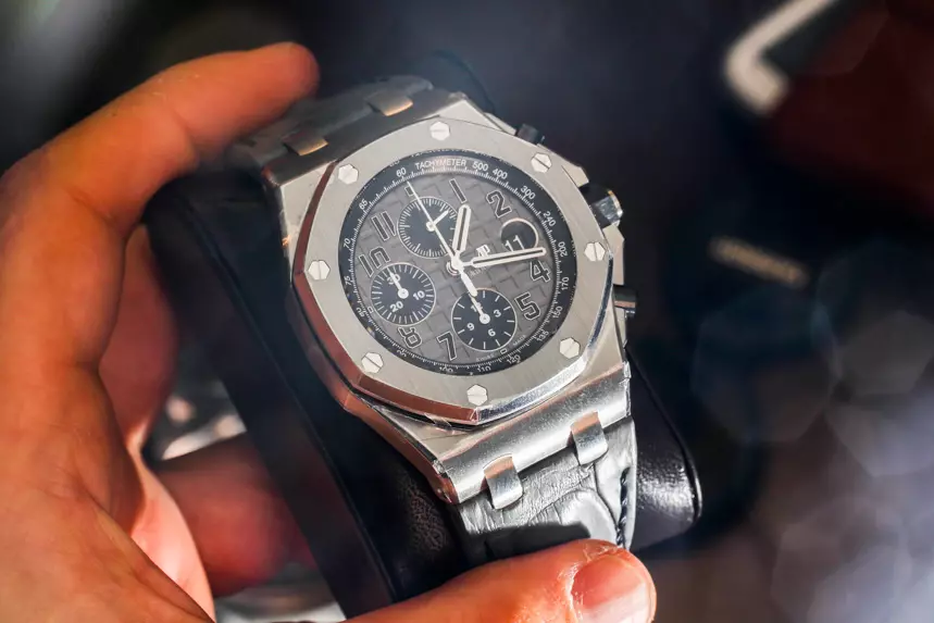 Audemars-Piguet-Royal-Oak-Offshore-42-mm-クロノグラフ-19