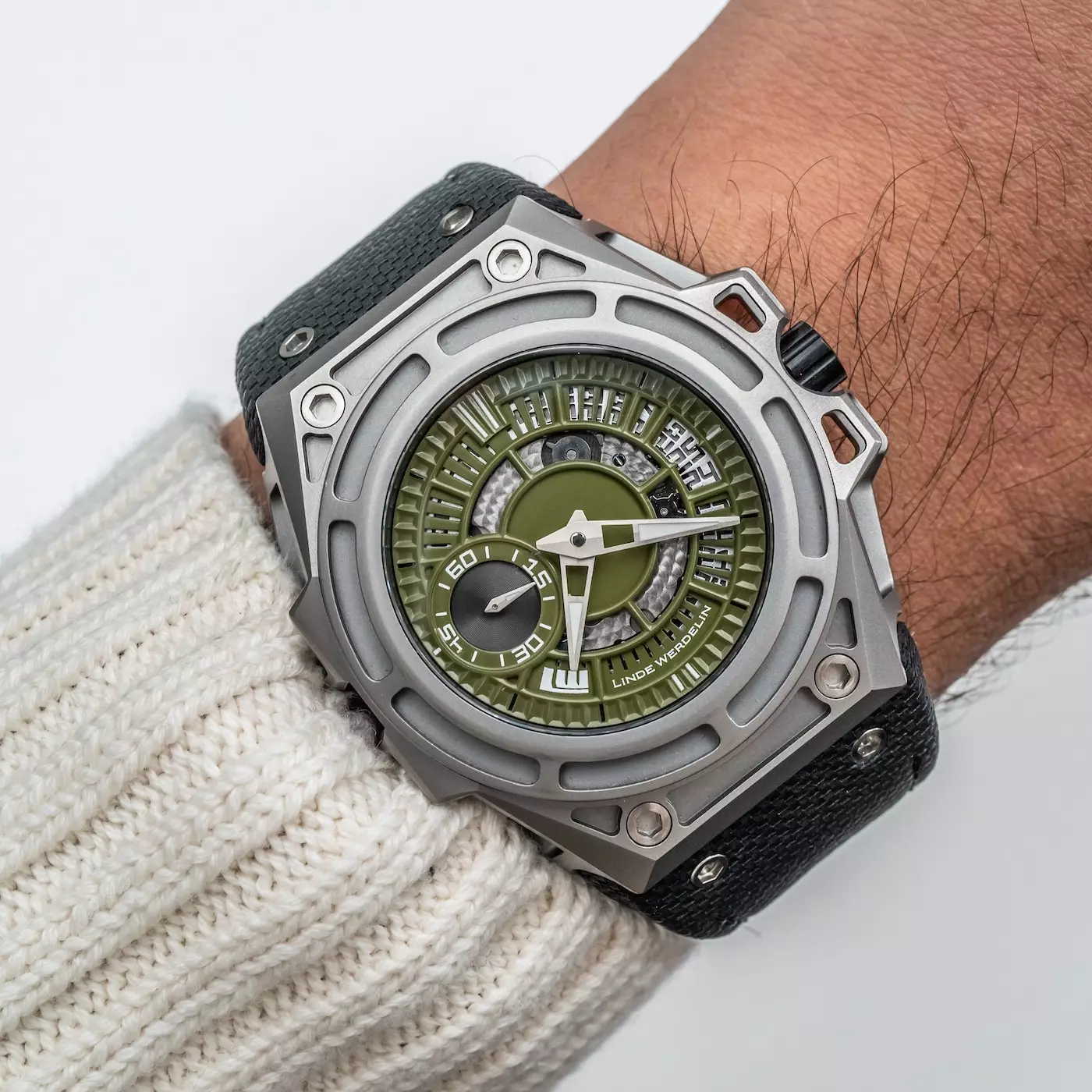 Aka-Na: Linde Werdelin SpidoLite Titanium Watch na Summit Green 5373_10