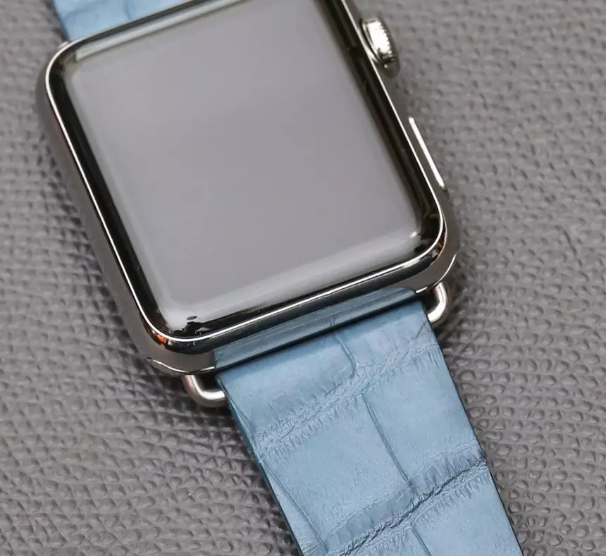 Apple-Watch-Desk-Chaja-aBlogtoWatch-3