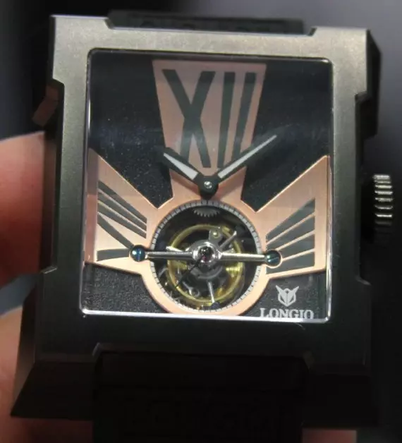 2010-yil uchun Longio Tourbillon soatlari 5422_5