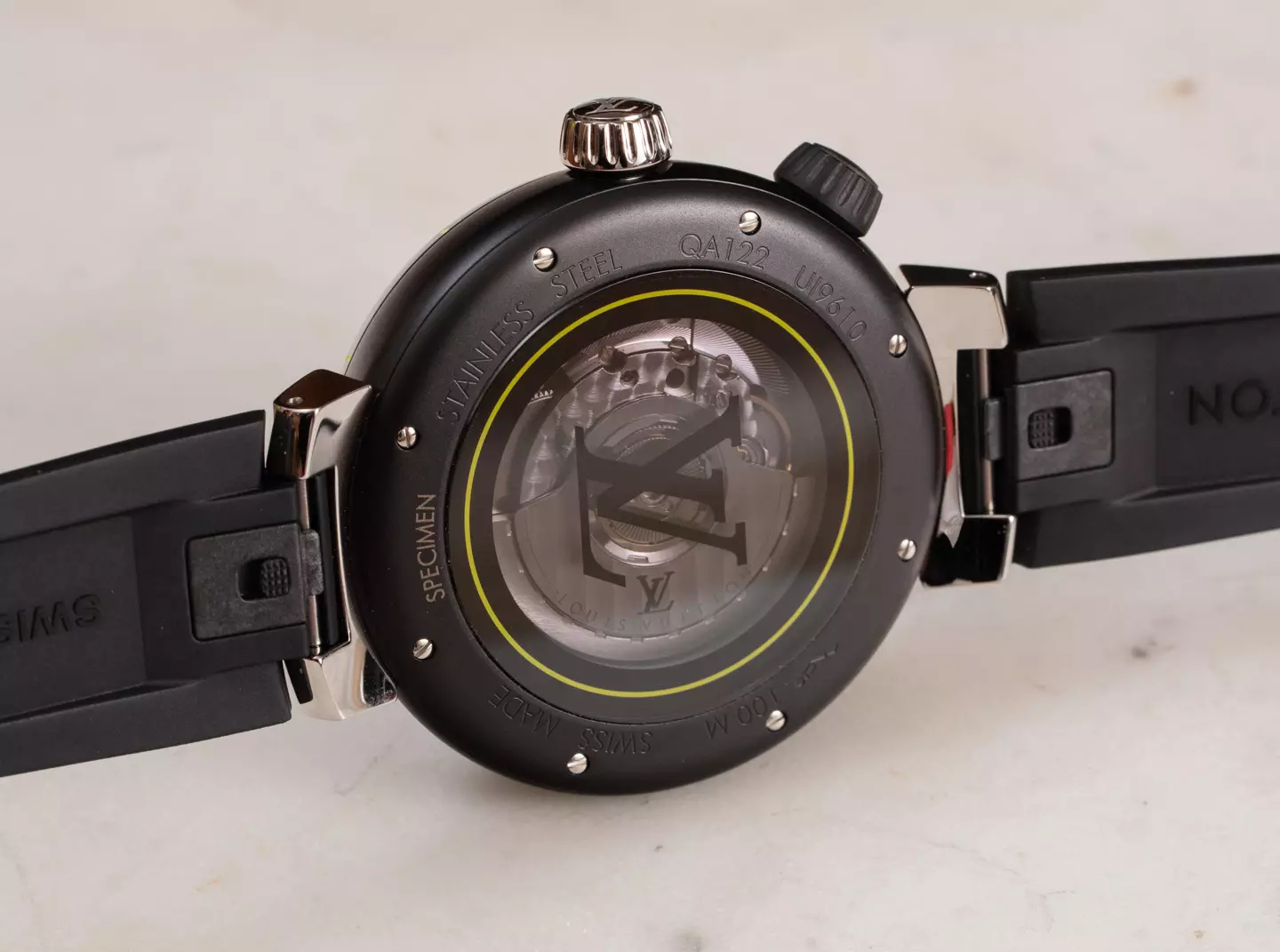 Практический обзор: часы Louis Vuitton Tambour Street Diver 5467_3