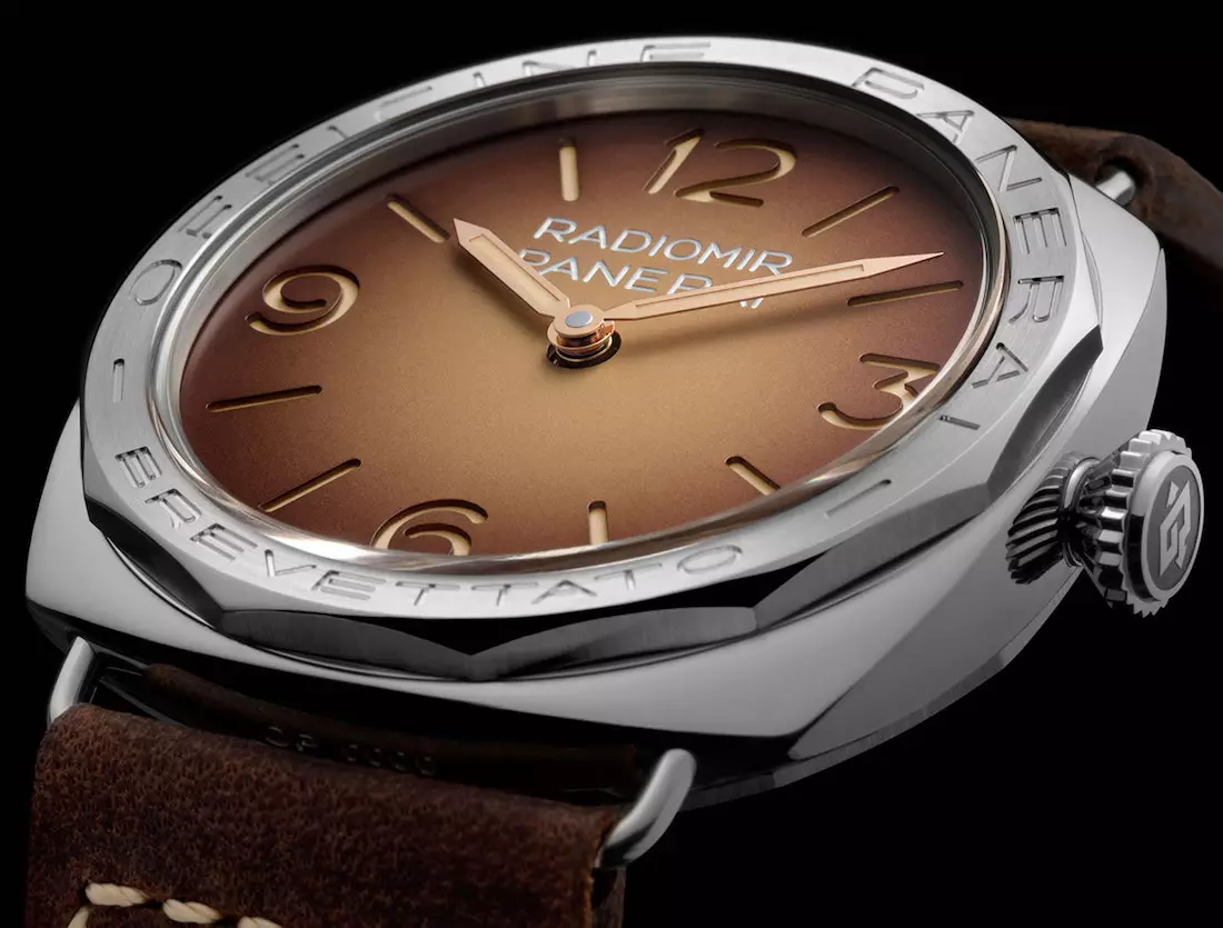 panerai-radiomir-3-dni-acciaio-pam687-ablogtowatch-1