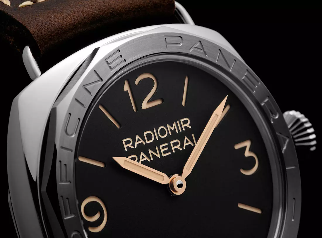 Panerai-radiomir-3-day-acciaio-pam685-ablogtowatch-4