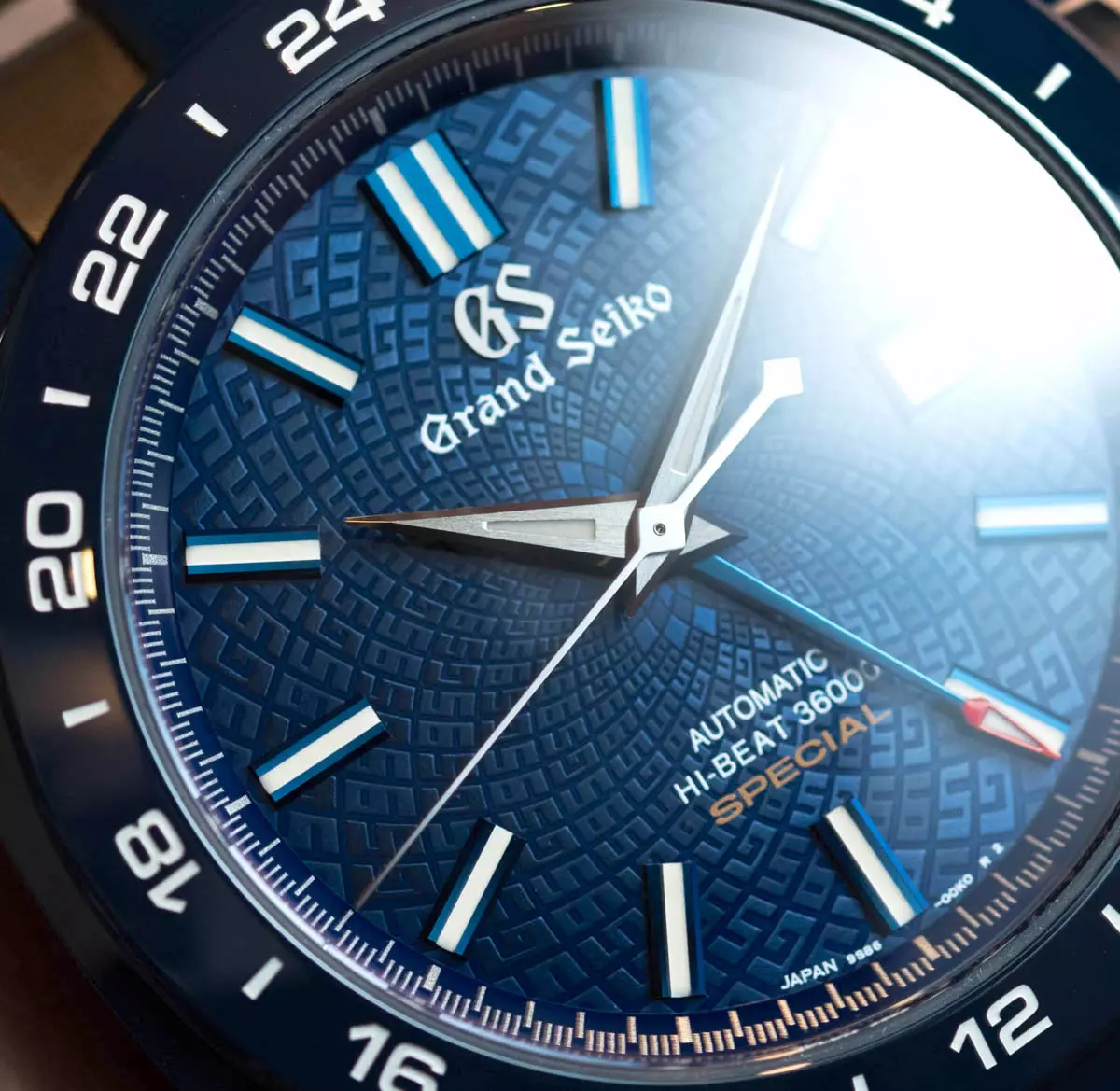 Grand Seiko Blue Ceramic Hi-Beat GMT 'Special' Limited Edition SBGJ229-A Hands-On | 2 හි 2 පිටුව 55285_3