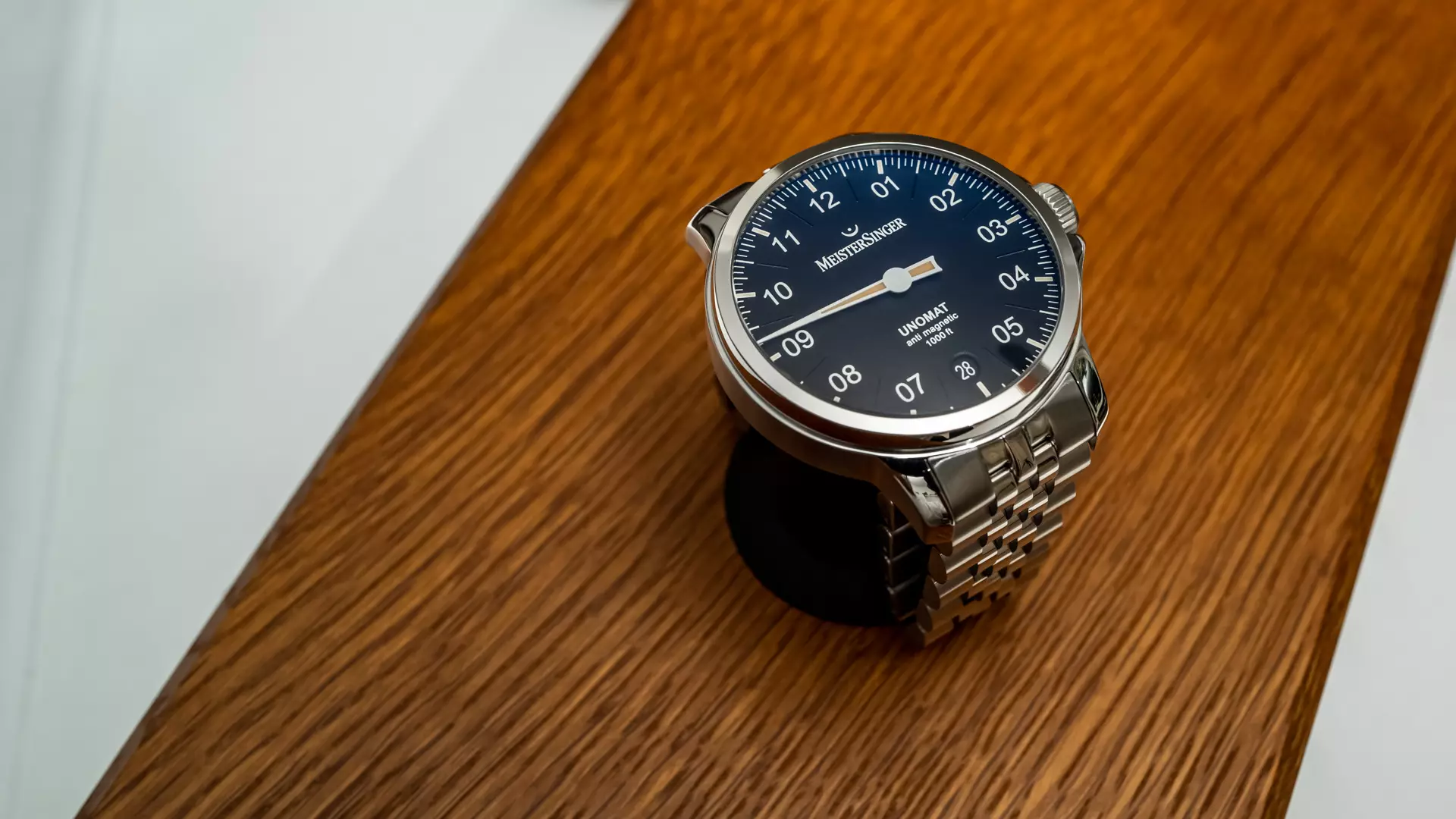 Meistersinger Toughens Säi klassesche Design Mat New Unomat Watch Serie 5638_1