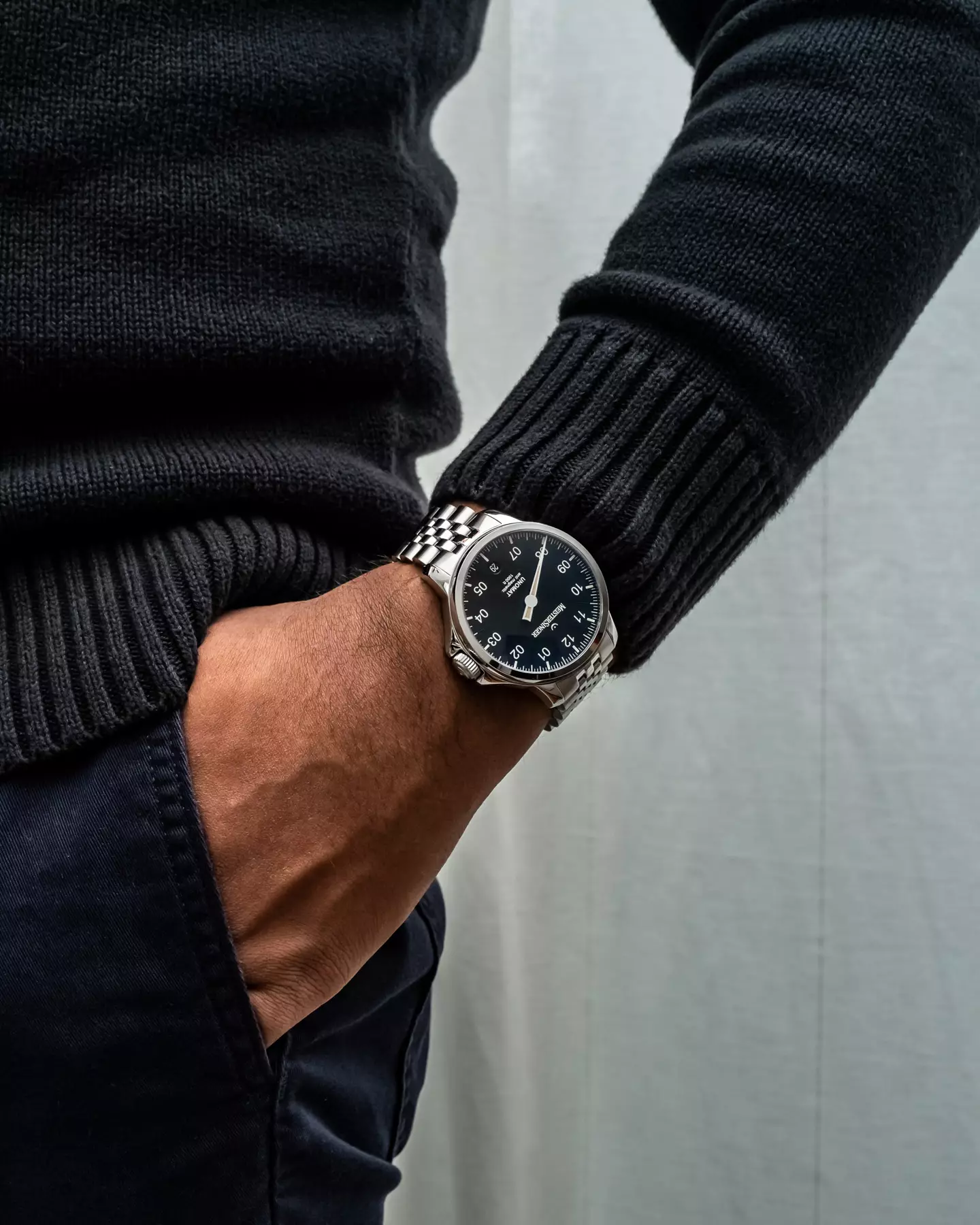 Meistersinger го зајакнува својот класичен дизајн со новата серија часовници Unomat 5638_2