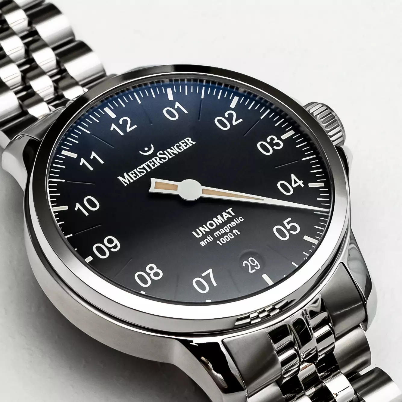 Meistersinger Toughens Säi klassesche Design Mat New Unomat Watch Serie 5638_4