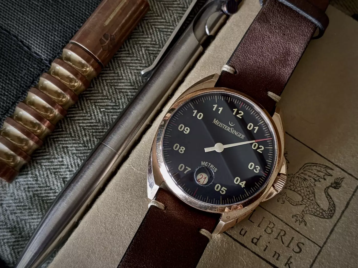 Revisión del reloj de bronce MeisterSinger Metris 5641_5