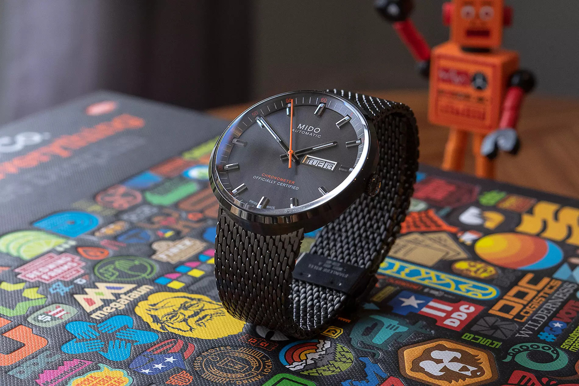 Revisión del reloj Mido Commander Icône: Funky Neo-Vintage 5682_1