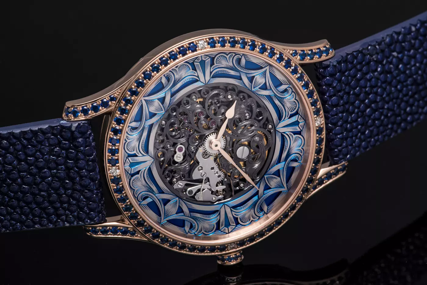 Molnar Fabry đã tạo ra một trong những chiếc đồng hồ Skeleton nghệ thuật dành cho quý bà tử tế với bộ máy Frederic Piguet 21 có cổ mới 5723_5