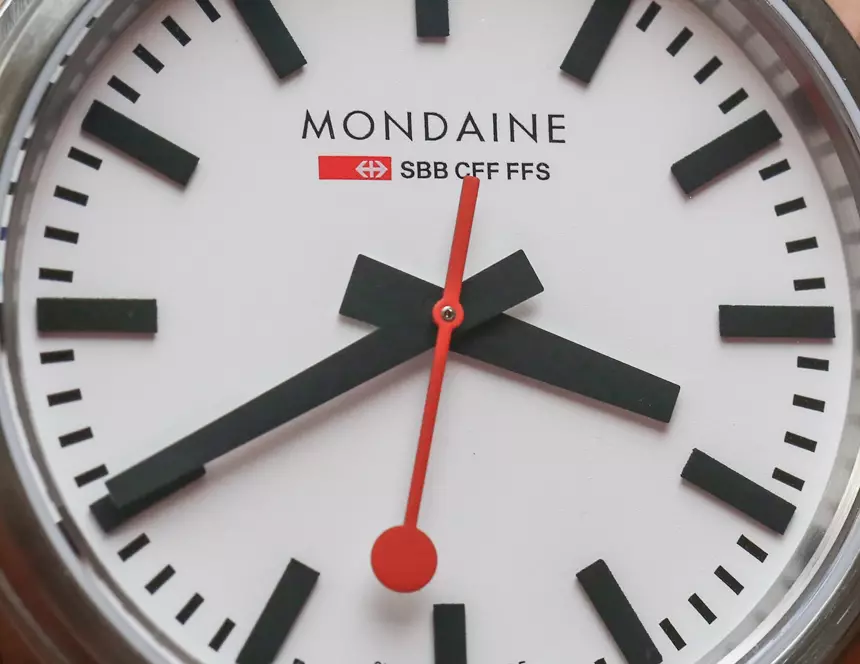 mondaine-stop2go-швейцарские железные дороги-ablogtowatch-03