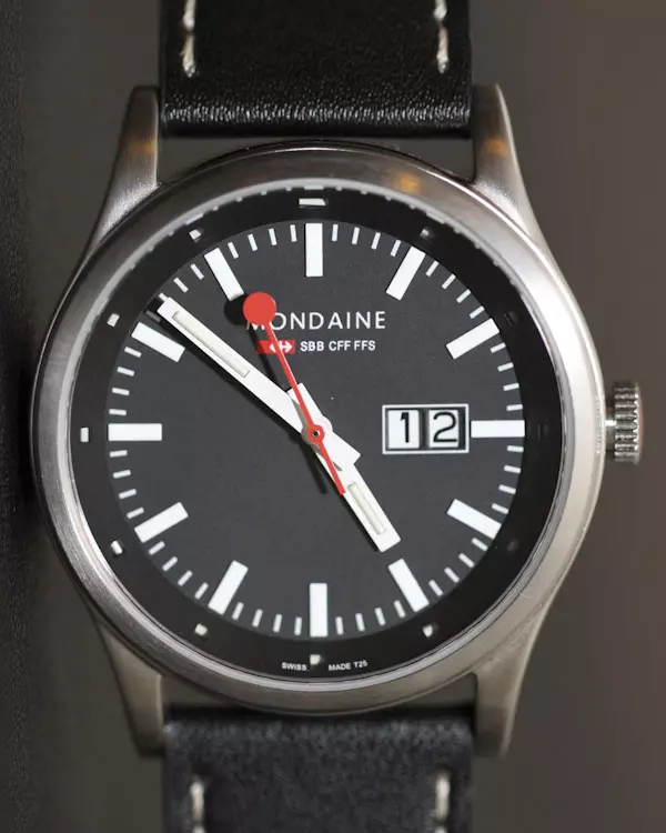 Pánske športové hodinky Mondaine Night Vision Tritium 5743_1