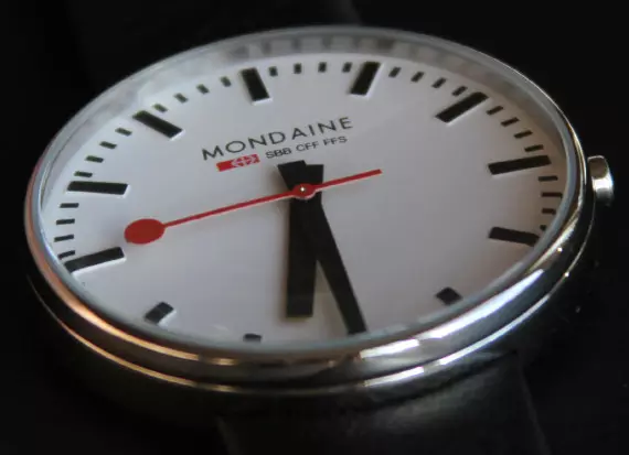 Mondaine Railway Giant Watch Review 5744_1