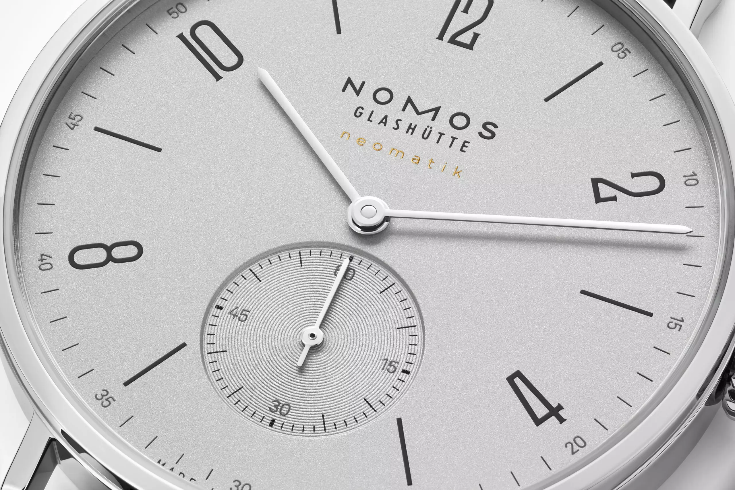 O le NOMOS Tangente Neomatik Watch fou i le Platinum Grey o se fa'asolo vave 6002_6