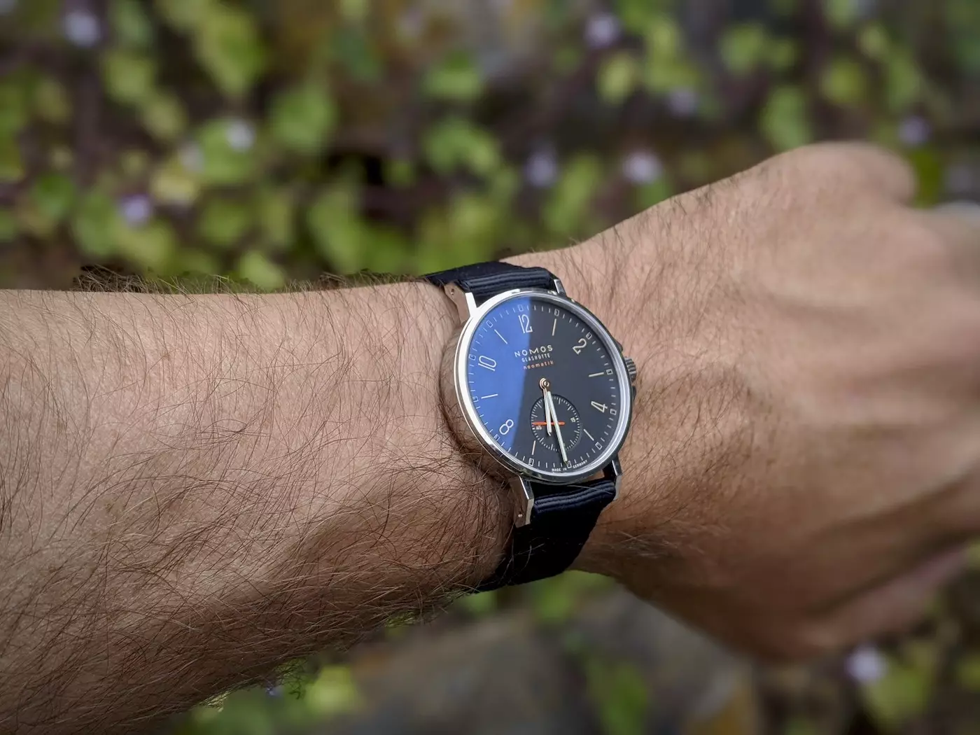 Гледайте преглед: NOMOS Ahoi Atlantik 561 6011_4