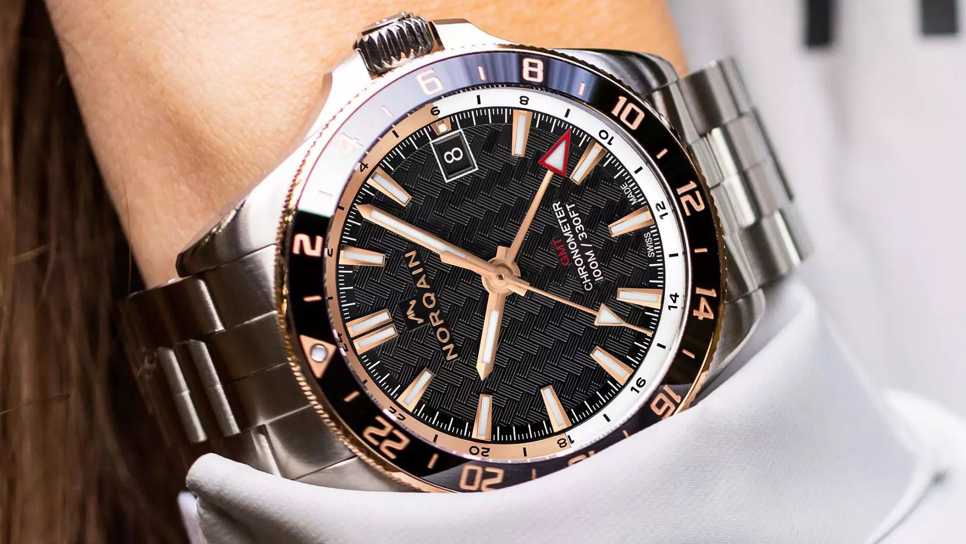 NORQAIN presenta el reloj Adventure NEVEREST GMT de 41 mm de acero y oro de edición limitada 6018_5