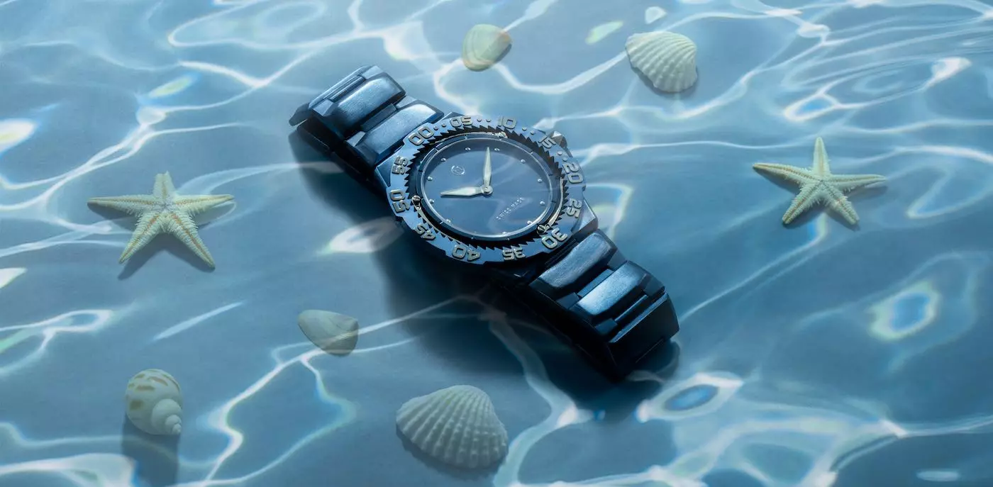 Nove-Trident-Slim-Divers-Watch