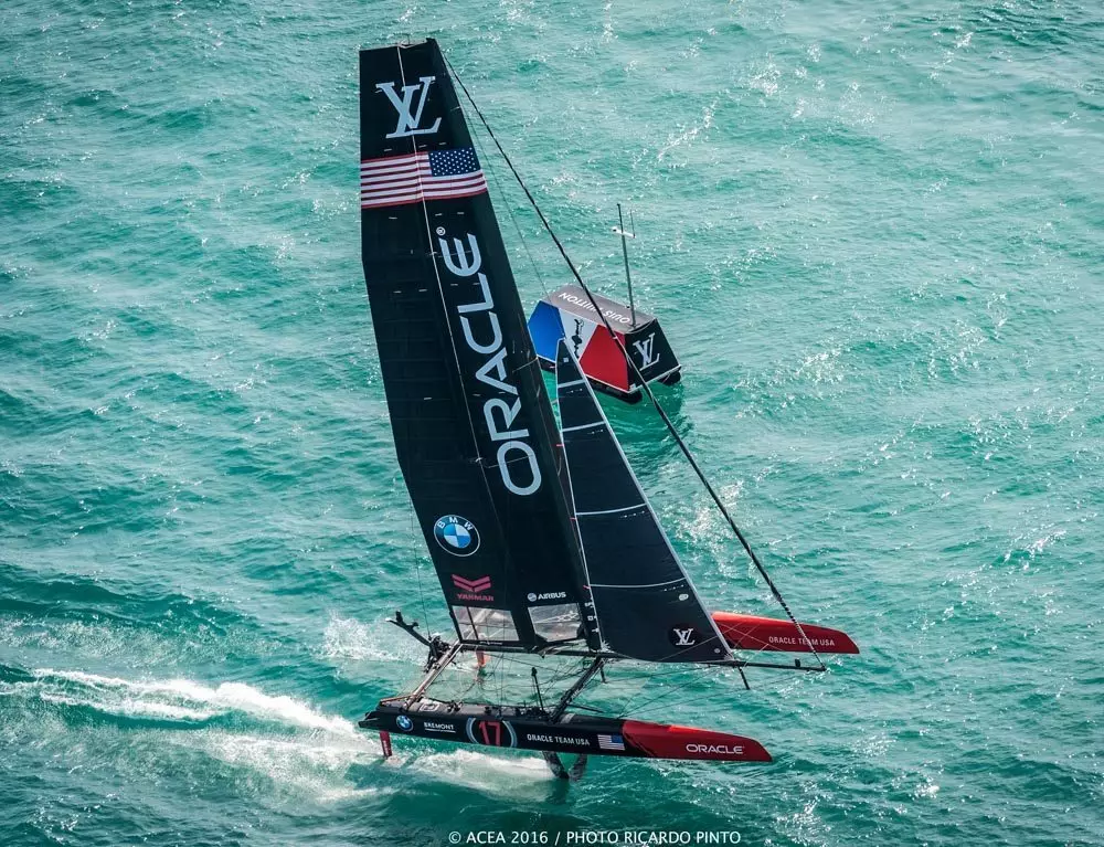 11/06/16 - Chicago (USA) - 35th America's Cup Bermuda 2017 - Louis Vuitton America's Cup World Series Chicago - Kous Jounen 1